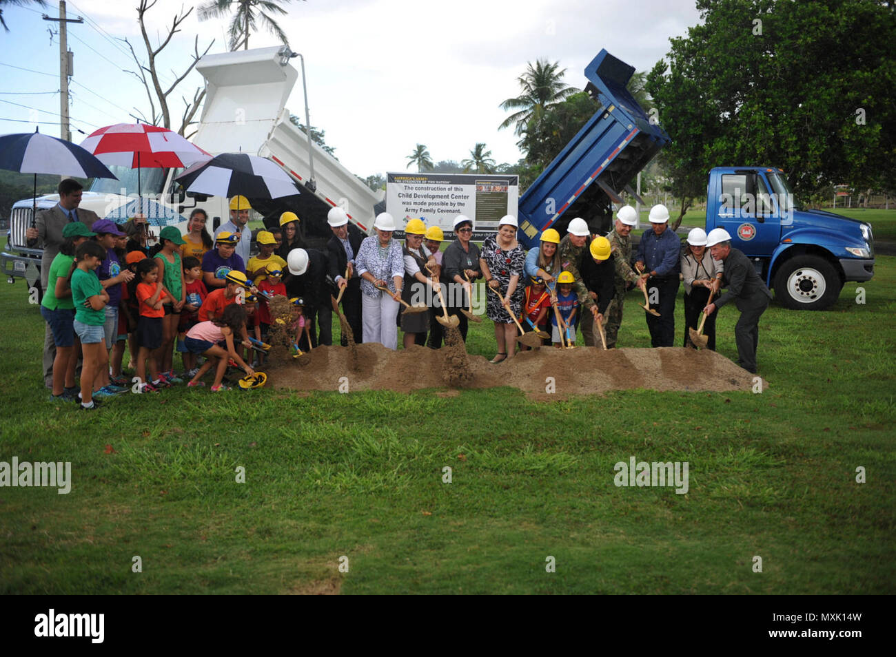 Brig gen alberto gonzalez hi-res stock photography and images - Alamy