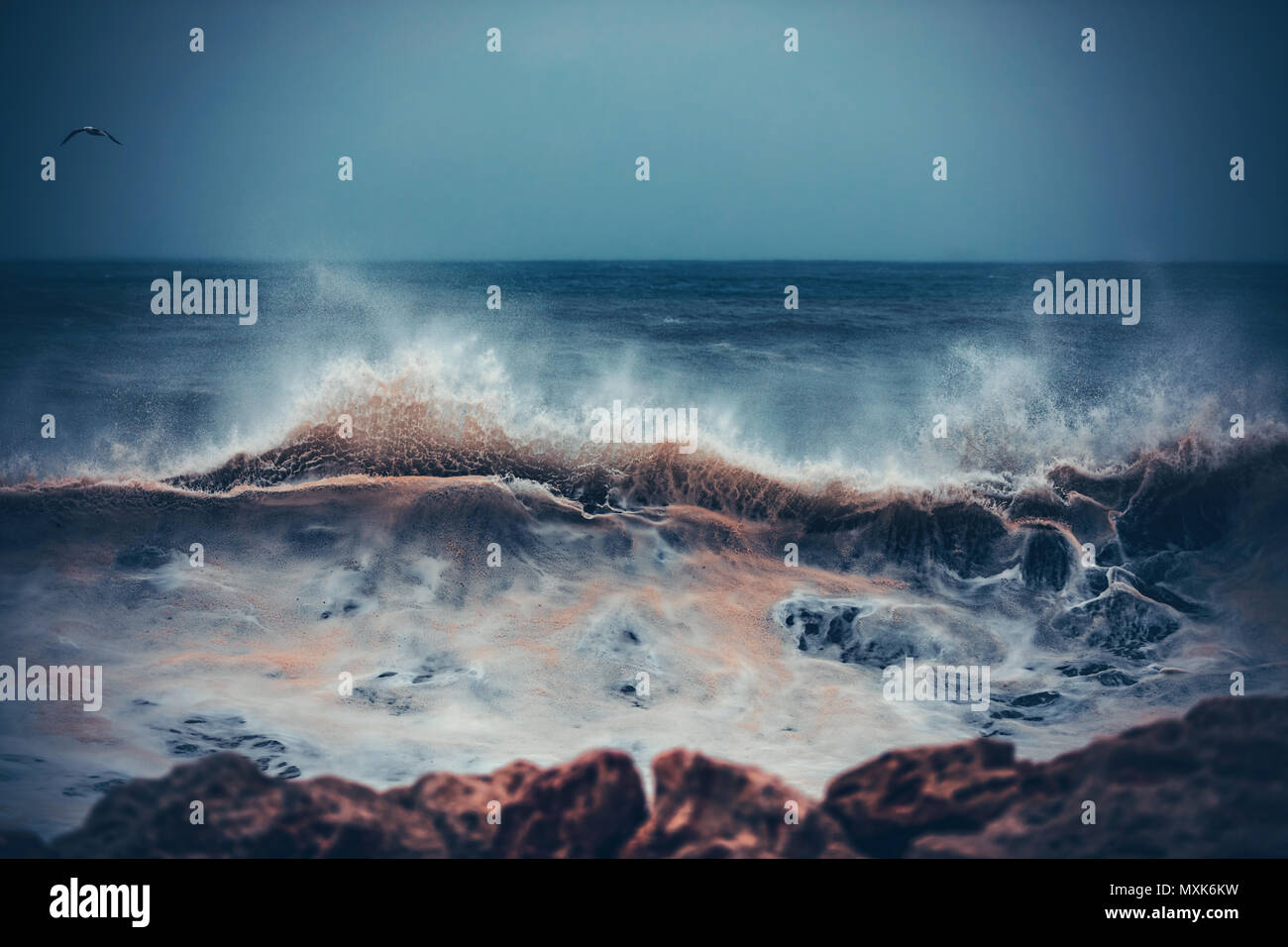 Deep sea water hi-res stock photography and images - Alamy