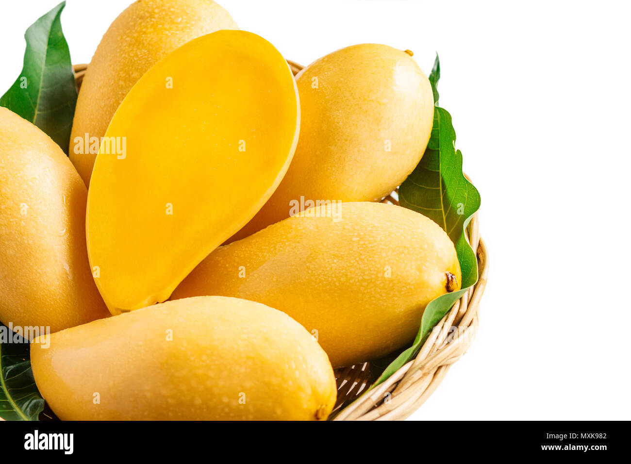 fresh Yellow mango Beautiful Skin isolate Stock Photo - Alamy