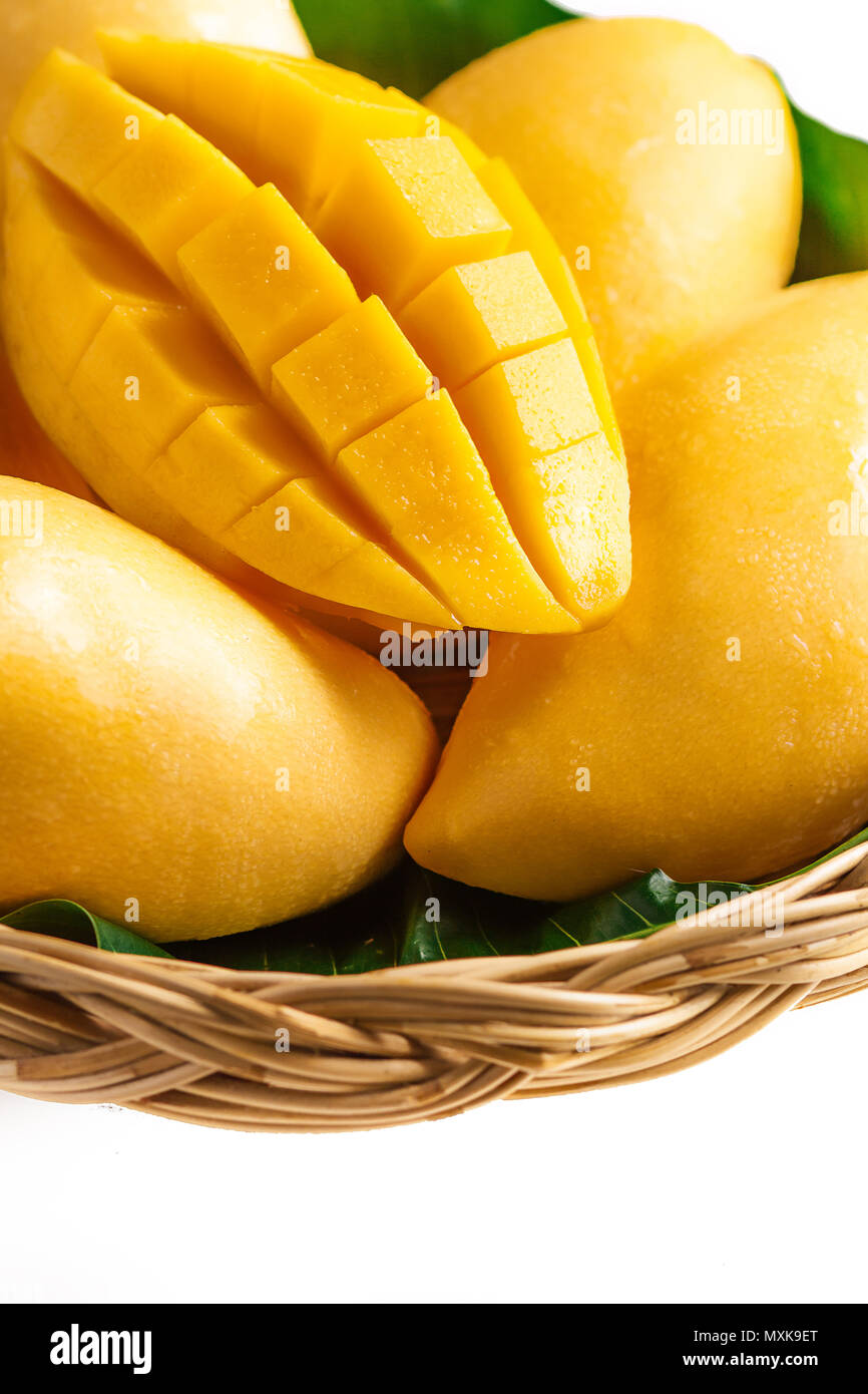 Mangos fresh skin hi-res stock photography and images - Alamy