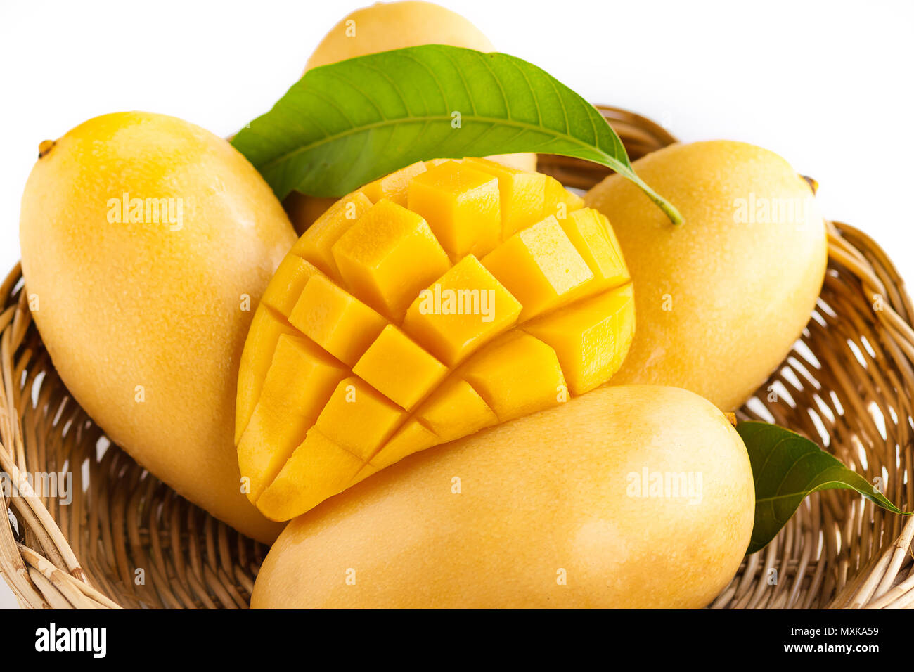 Mangos fresh skin hi-res stock photography and images - Alamy