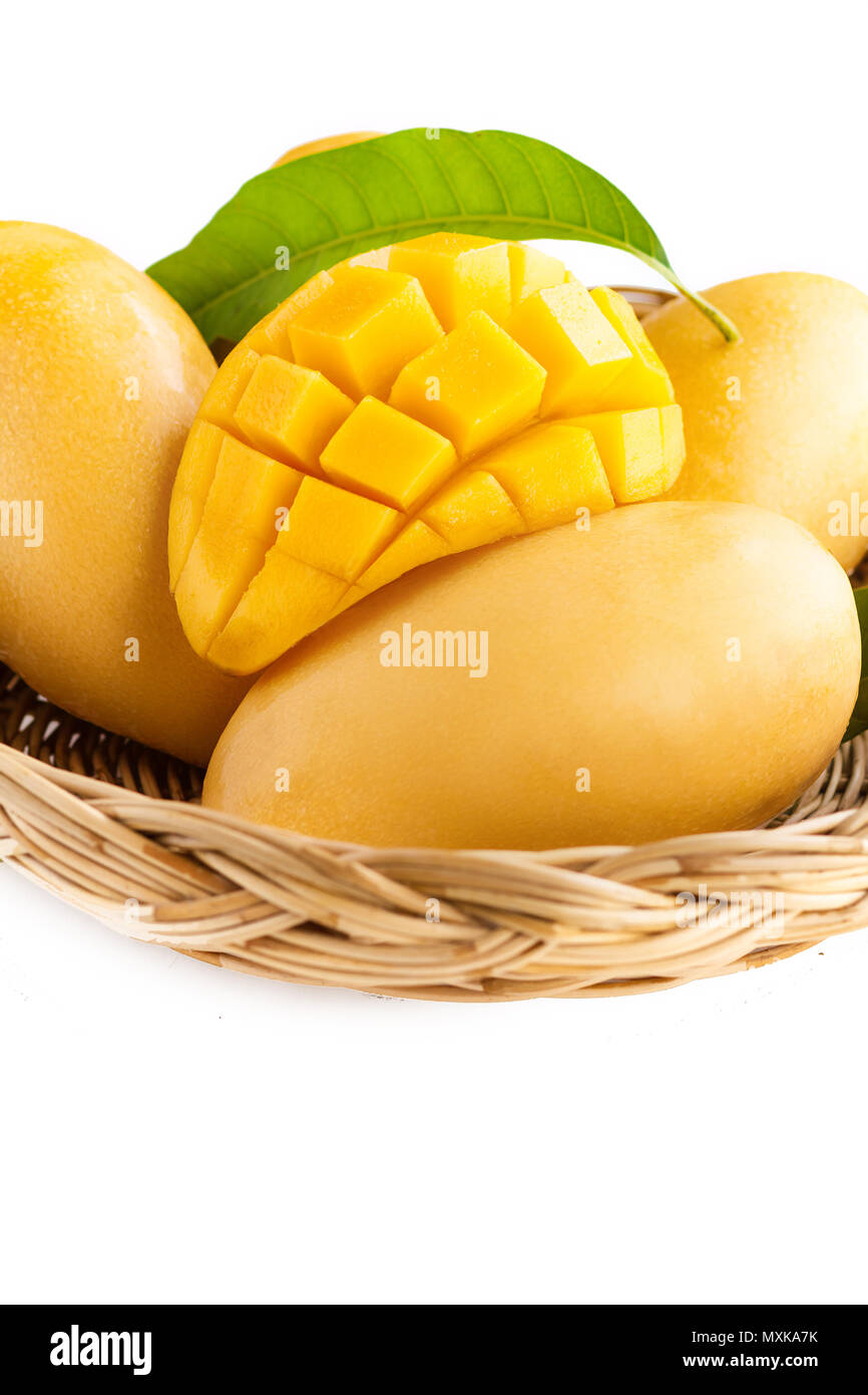 fresh Yellow mango Beautiful Skin isolate Stock Photo - Alamy