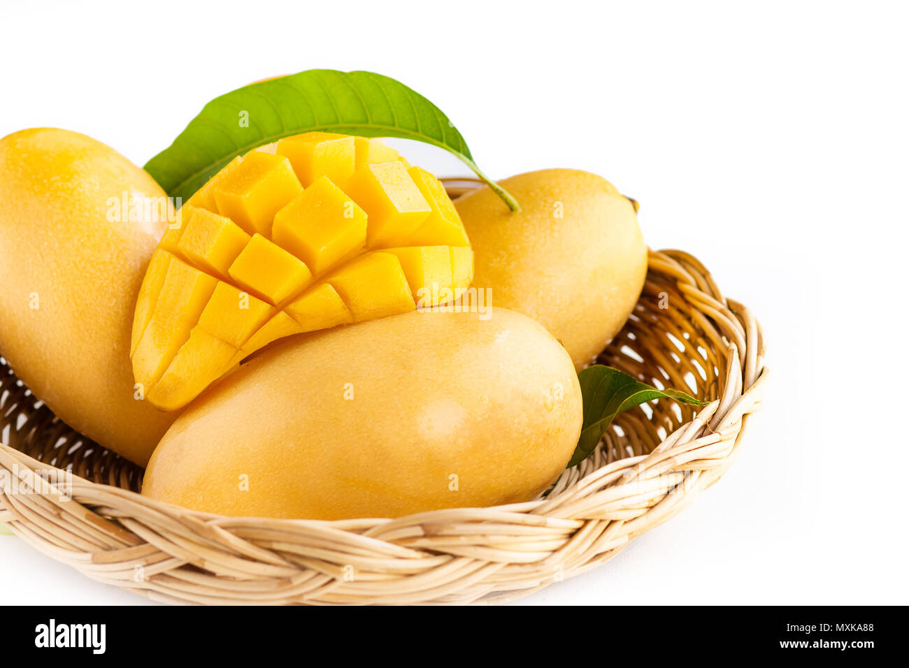 Mangos fresh skin hi-res stock photography and images - Alamy