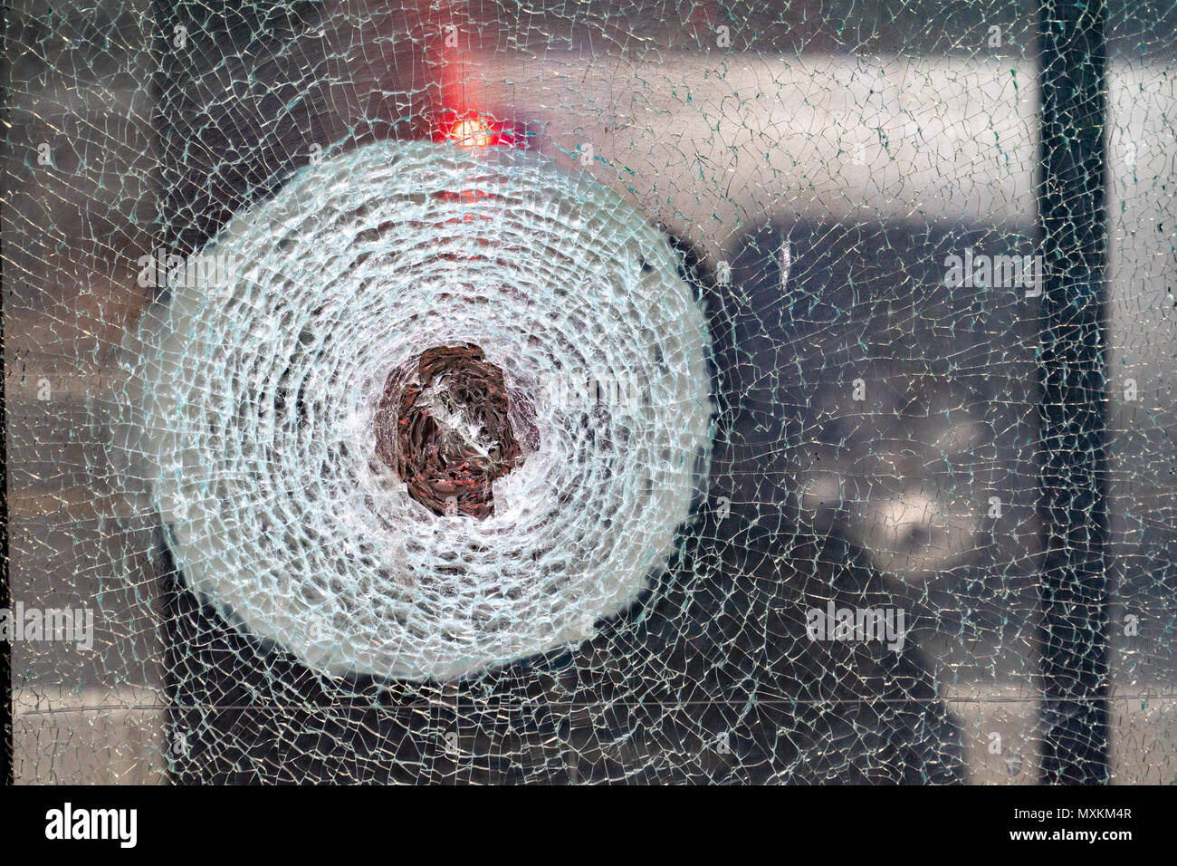 Bulletproof glass hi-res stock photography and images - Alamy