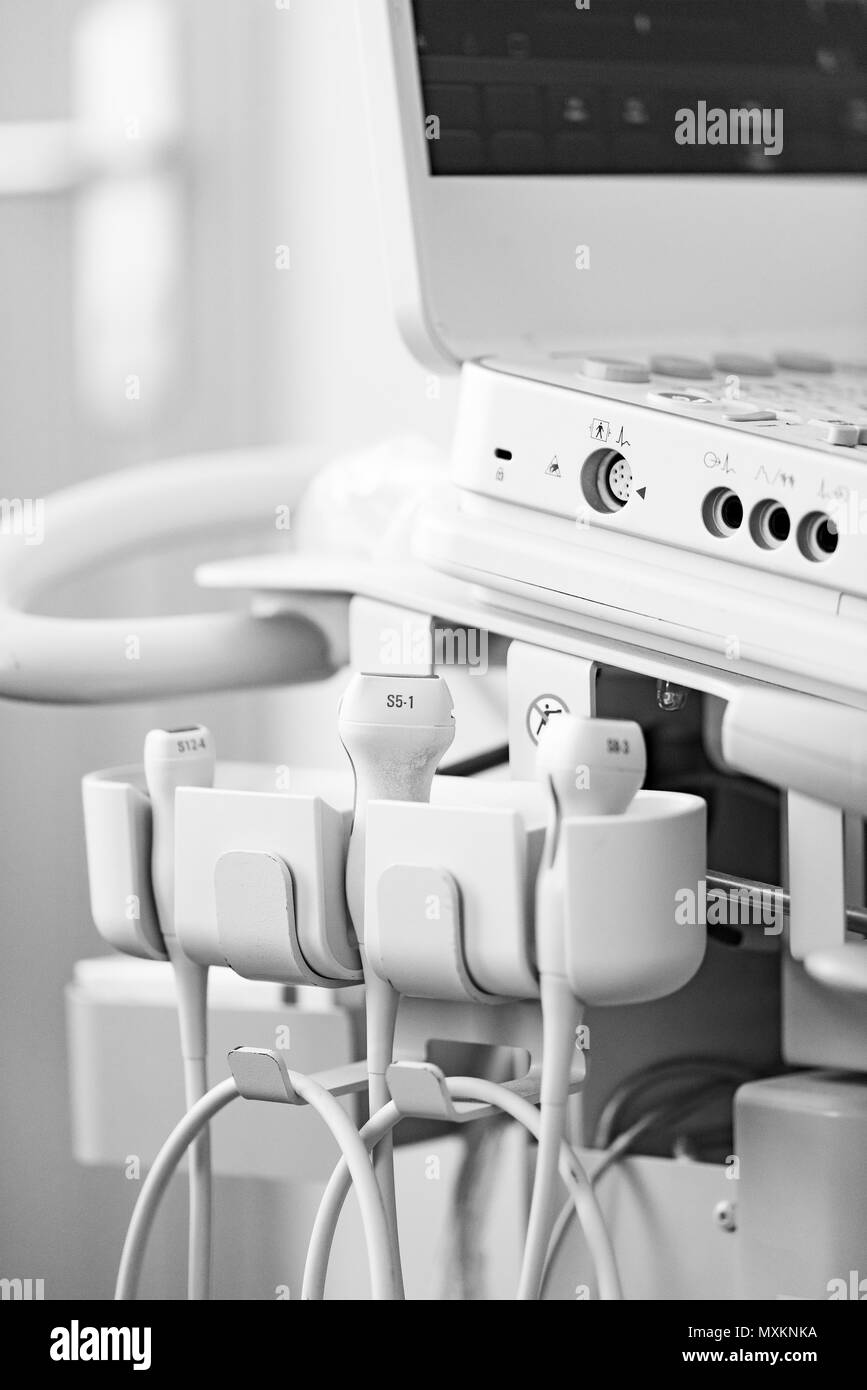 Ultrasoundmachine hi-res stock photography and images - Alamy