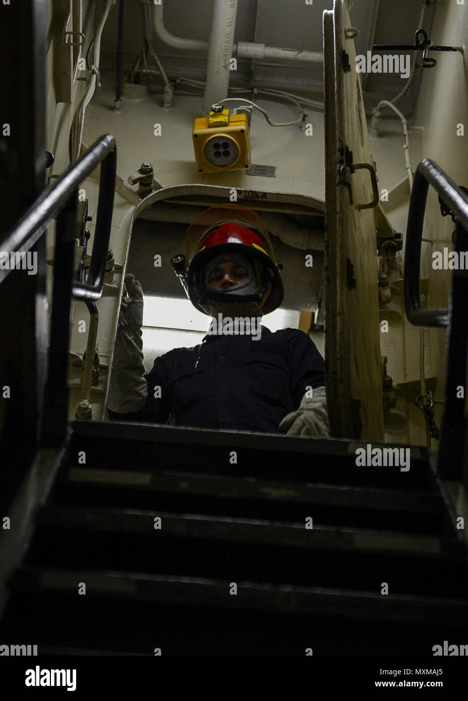 ATLANTIC OCEAN (Nov. 14, 2016) – Seaman Ryan Rees responds to a ...