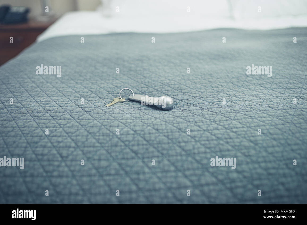 Hotel room key hi-res stock photography and images - Alamy