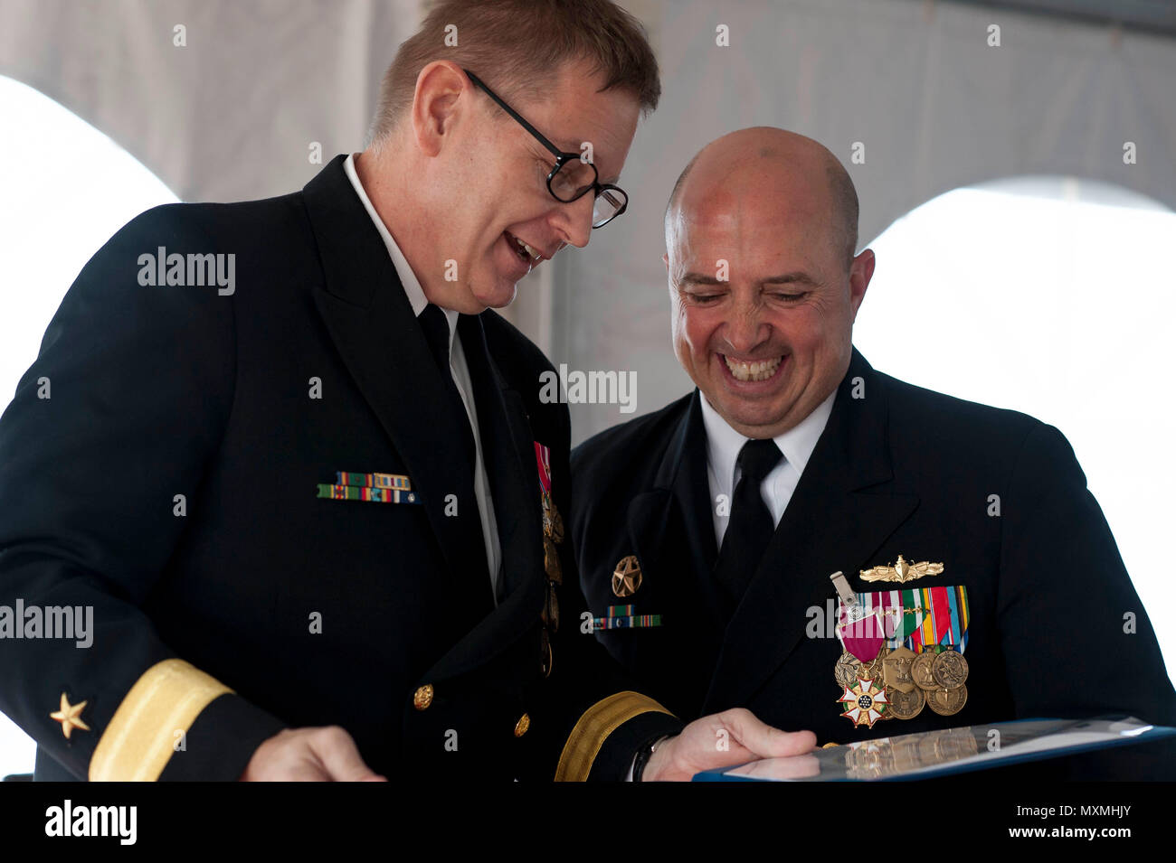 161116 N Af077 083 Norfolk Va November 16 2016 Rear Adm Brian