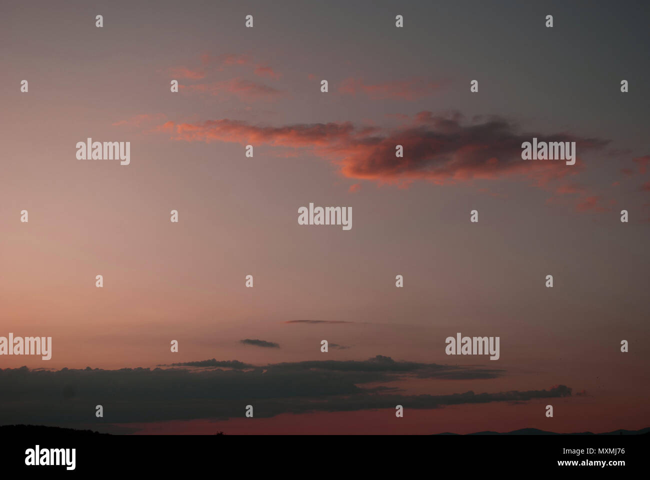 Completely red earth hi-res stock photography and images - Alamy