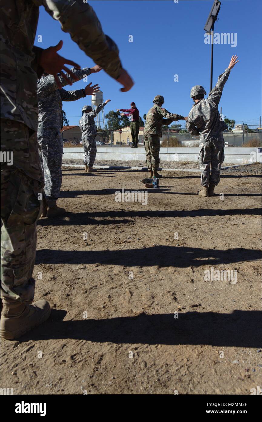 Army Warrant Officer Bryan Burns, of the Queen's Own Rifles of Canada ...