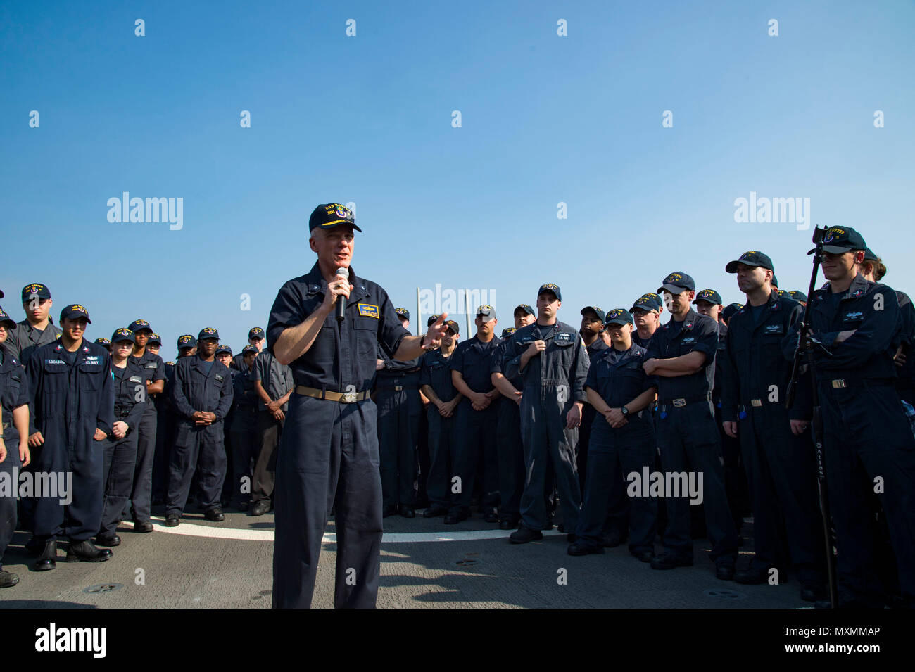 161117-N-QI061-174 ARABIAN GULF (Nov. 17, 2016) Rear Adm. Jim Malloy ...