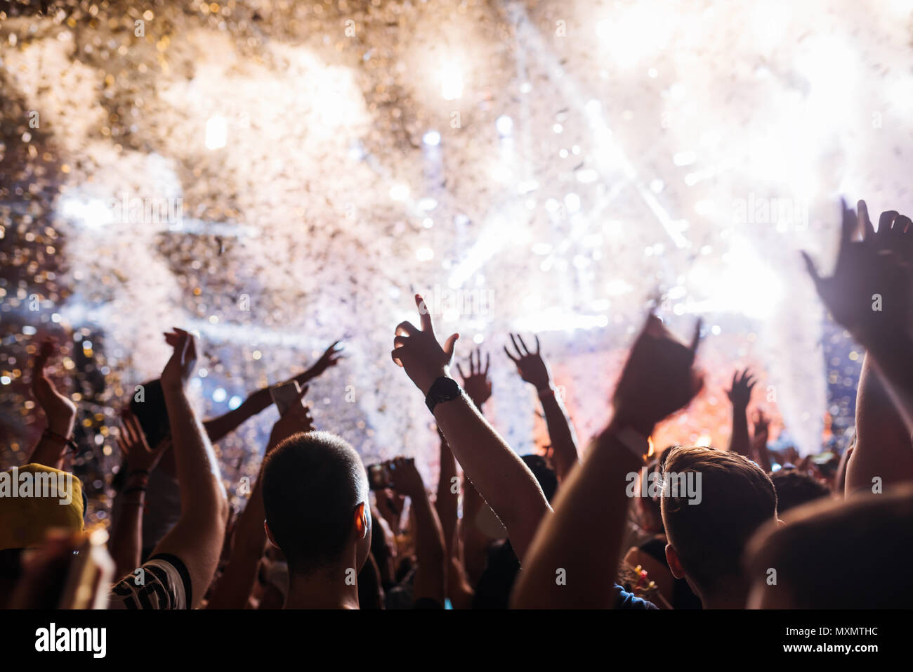 Happy entertainment hi-res stock photography and images - Alamy