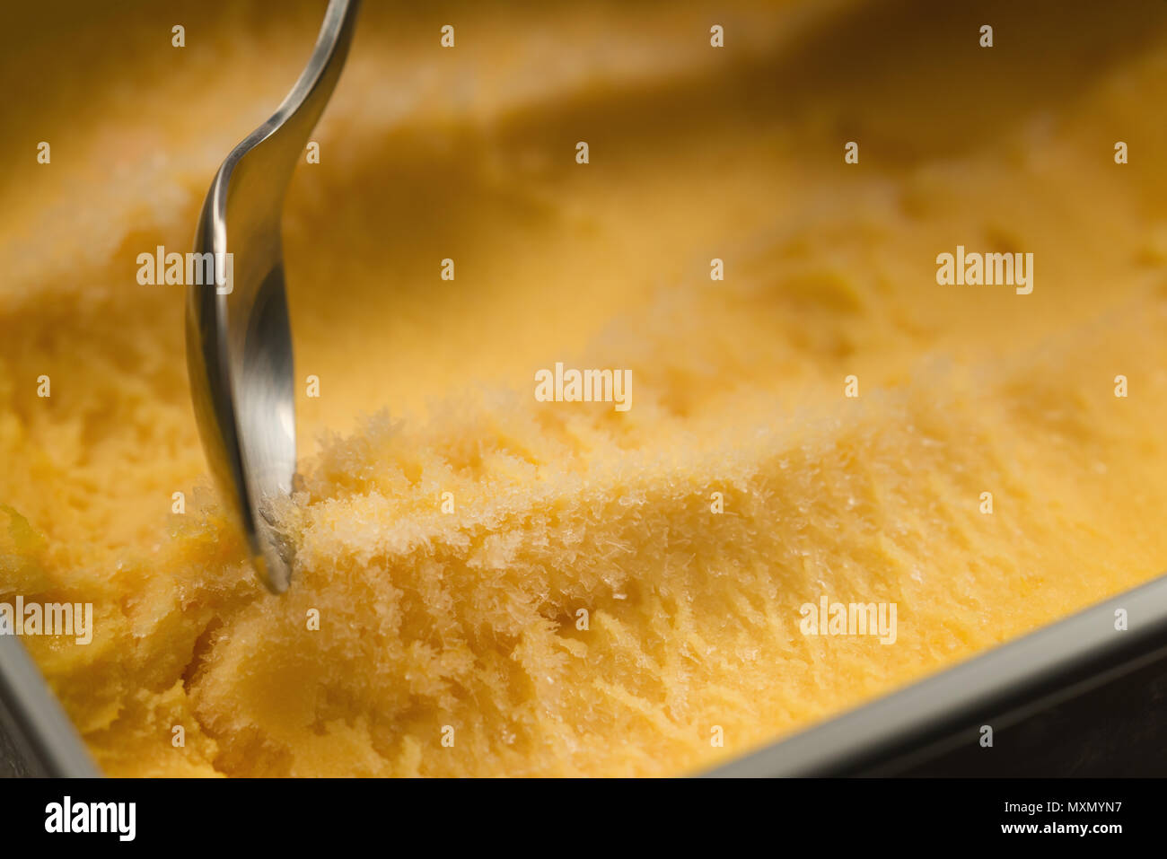 Scooping hi-res stock photography and images - Alamy