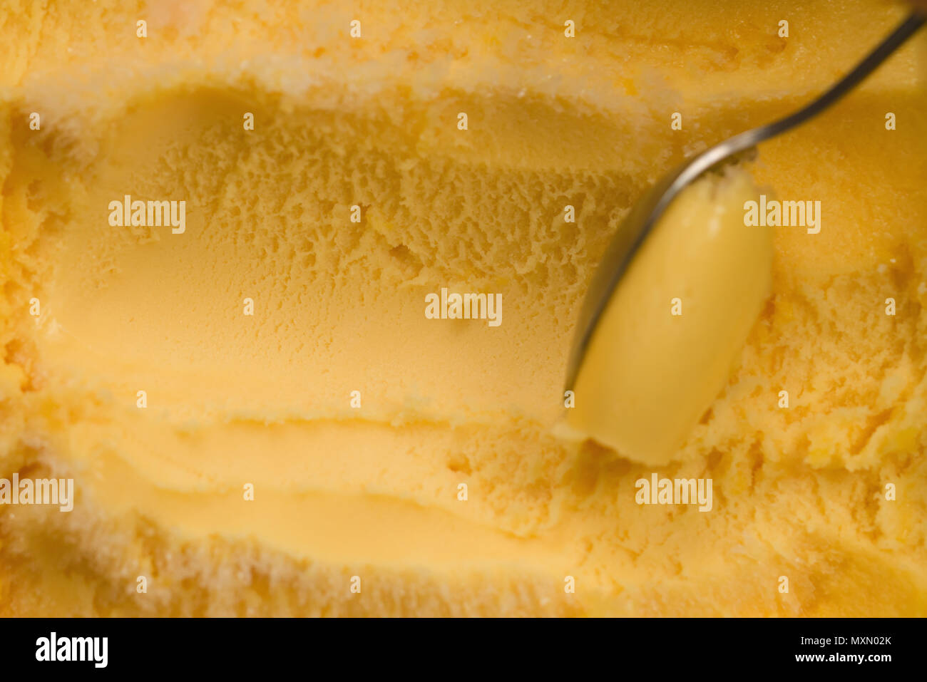 Scooping hi-res stock photography and images - Alamy