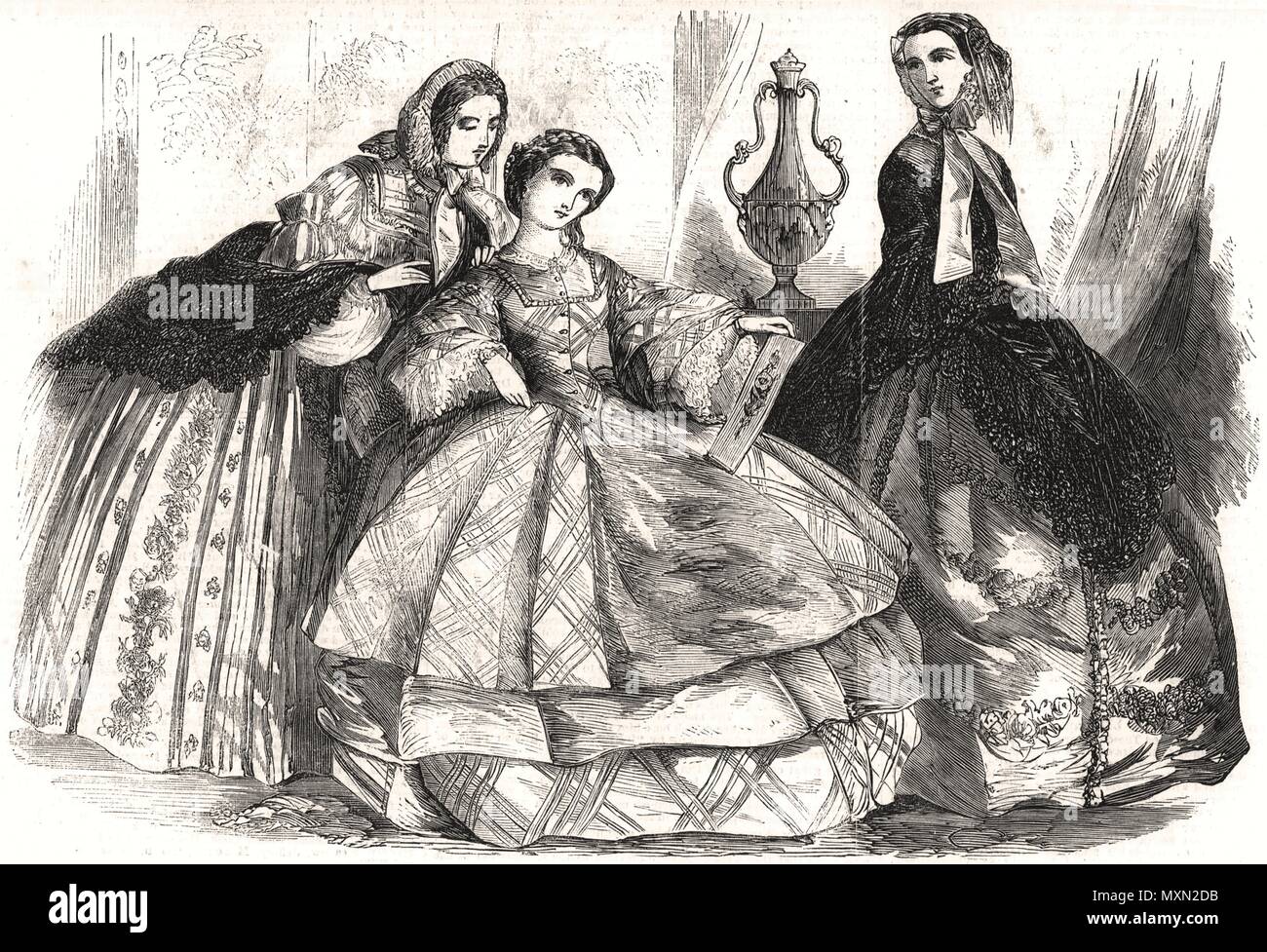 Fashions hi-res stock photography and images - Alamy