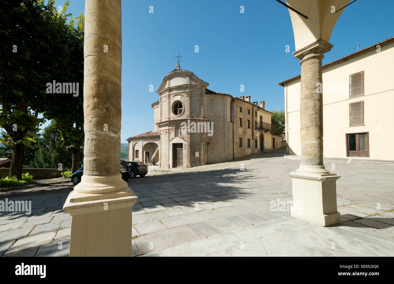 Italy piedmont langhe canelli san hi-res stock photography and images ...