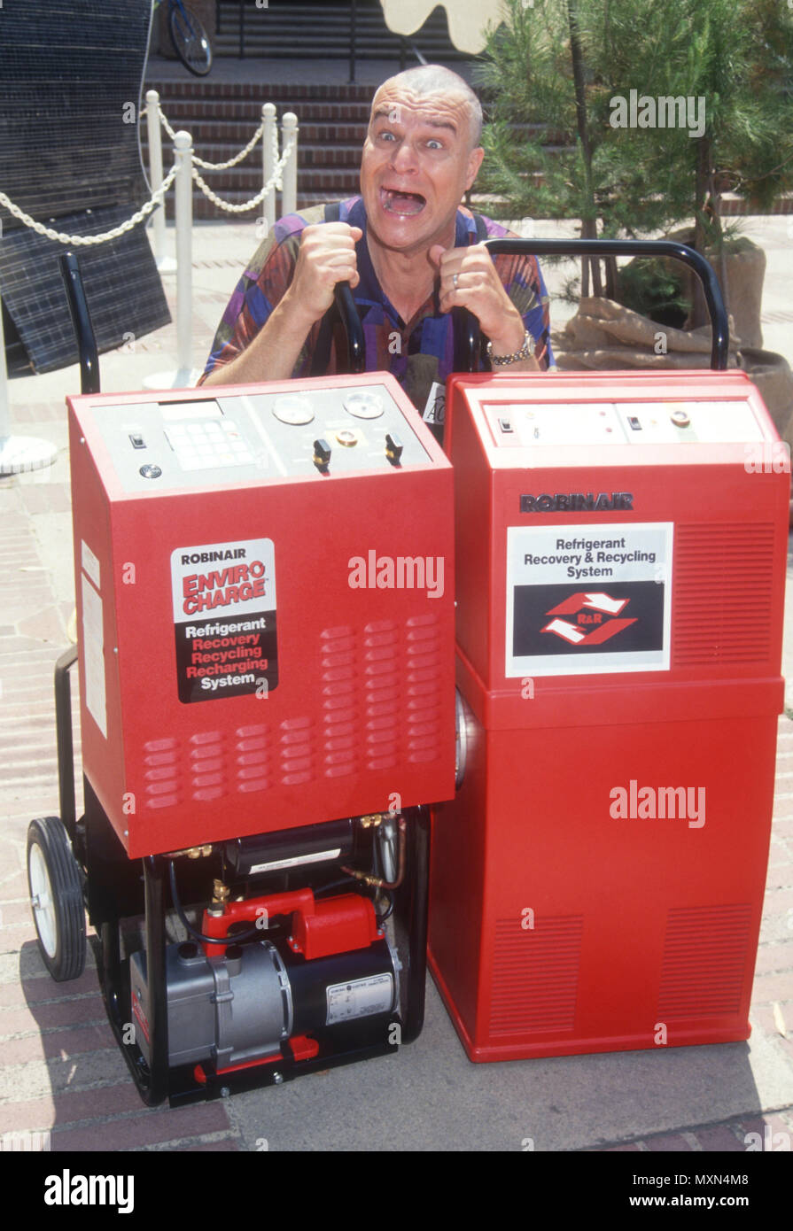 LOS ANGELES, CA - AUGUST 18: Actor Richard Moll attends the ...