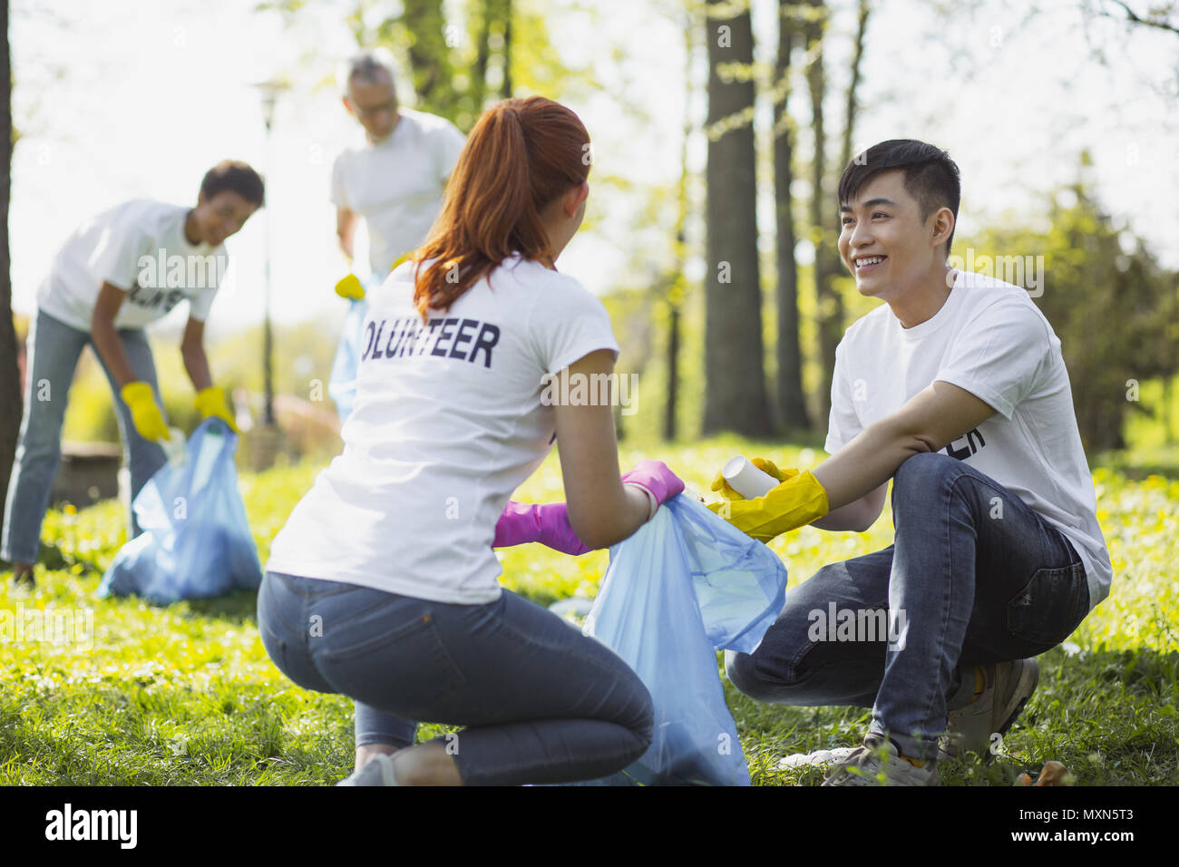 Volunteer program hi-res stock photography and images - Alamy