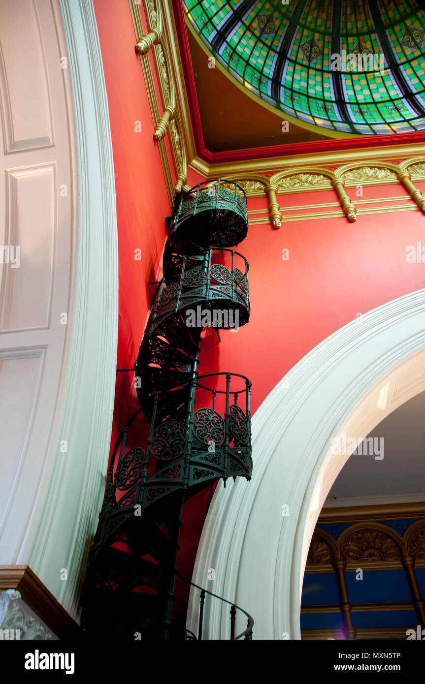 Qvb building sydney staircase hi-res stock photography and images - Alamy