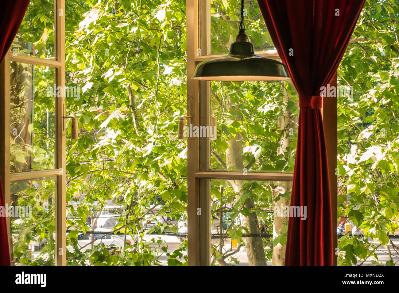 Chinese apartments hi-res stock photography and images - Alamy