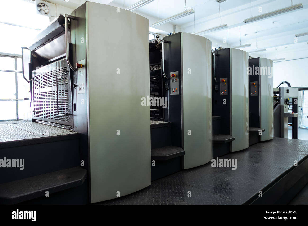 Offset printer hi-res stock photography and images - Alamy