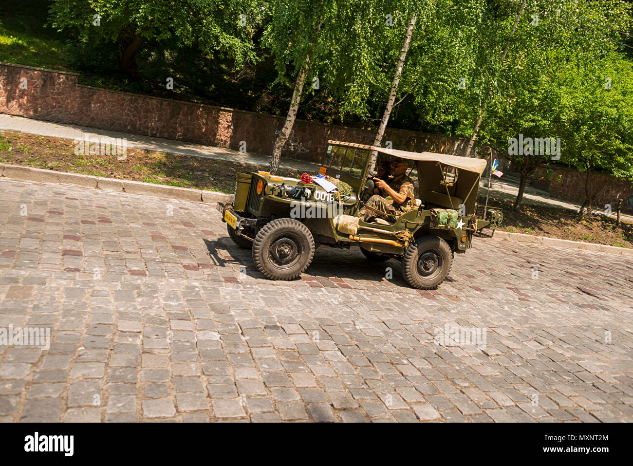 Jeep grille hi-res stock photography and images - Alamy