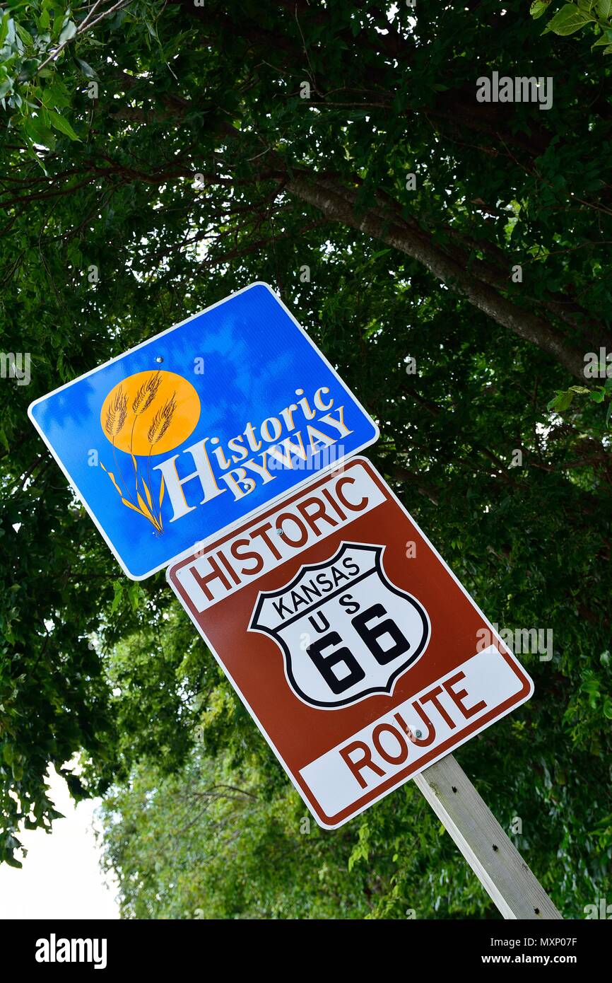 Historic Route 66 road sign in Kansas Stock Photo - Alamy