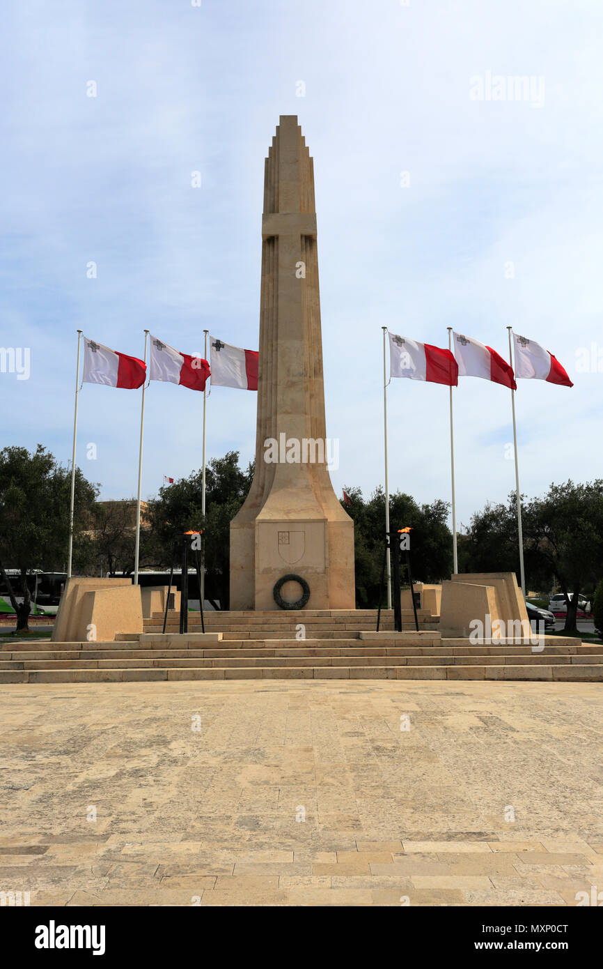 Valletta's walls hi-res stock photography and images - Alamy