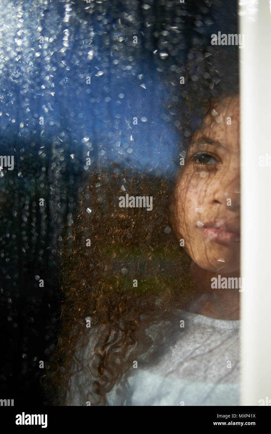 Images Of Lonely Girl In Rain