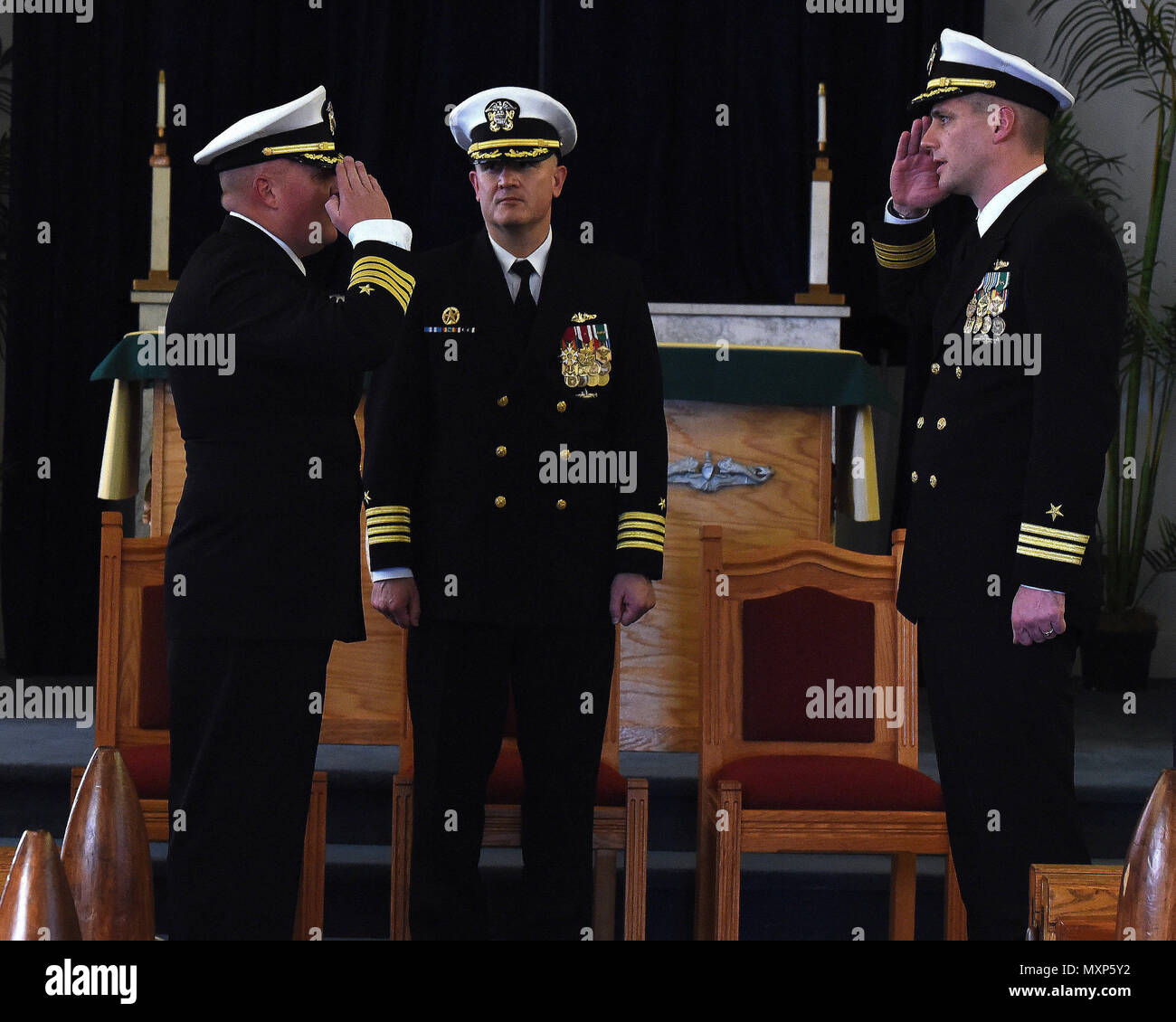 161118-N-SB201-019 Groton, Conn. (Nov. 18, 2016) USS Springfield (SSN ...