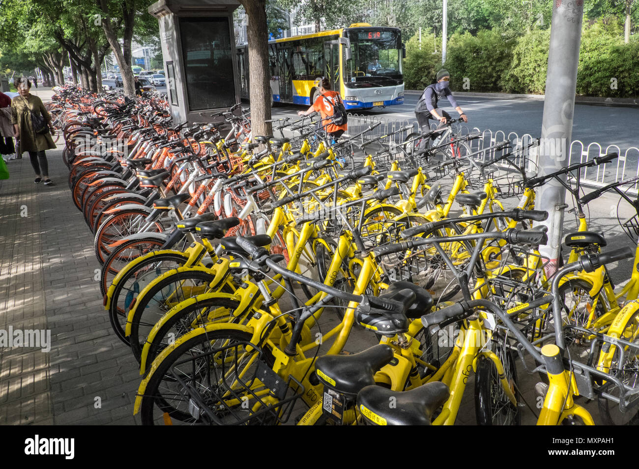 Commuters bikes china hi-res stock photography and images - Alamy