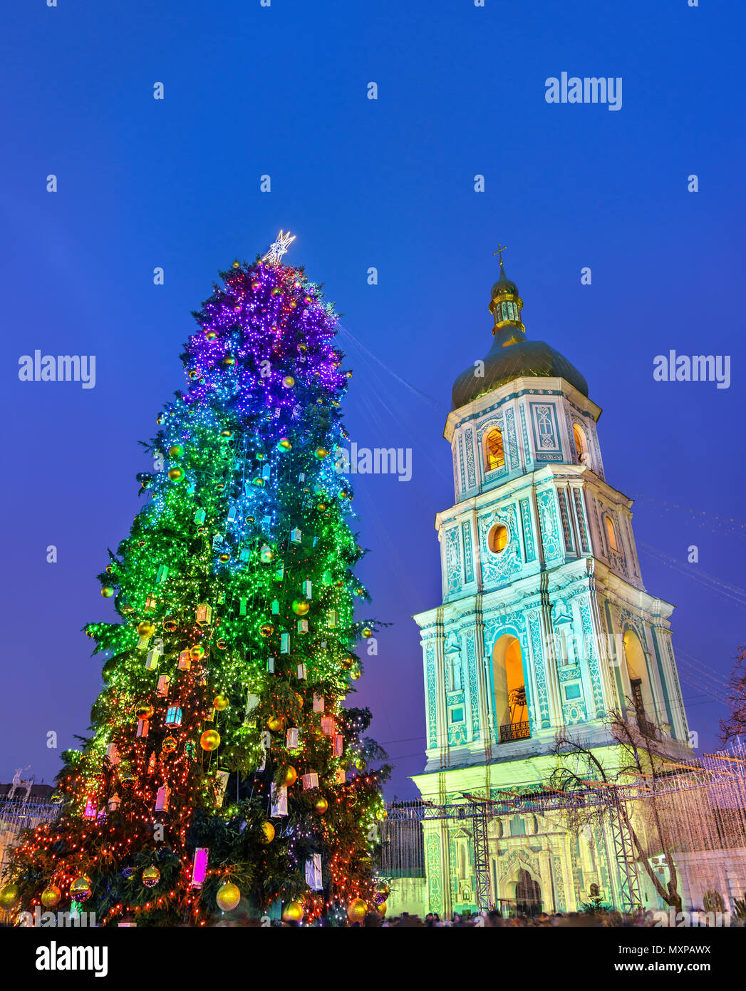 Ukraine christmas tree hi-res stock photography and images - Alamy