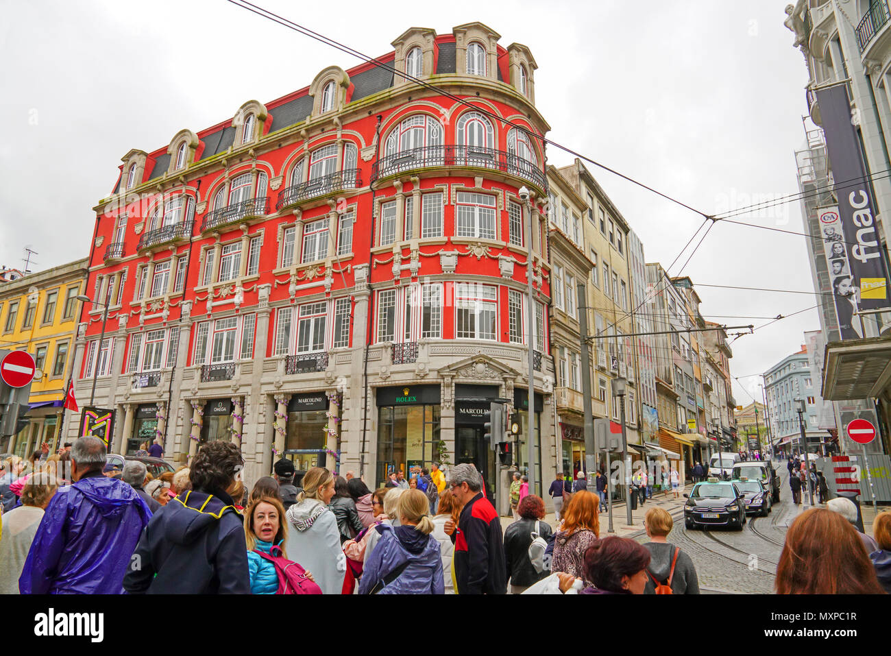 Porto street hi-res stock photography and images - Alamy
