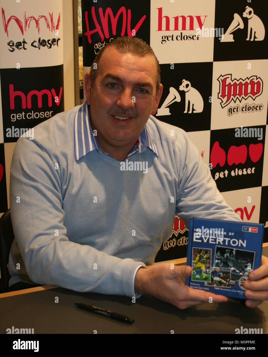 Sam and dennis pegg hi-res stock photography and images - Alamy