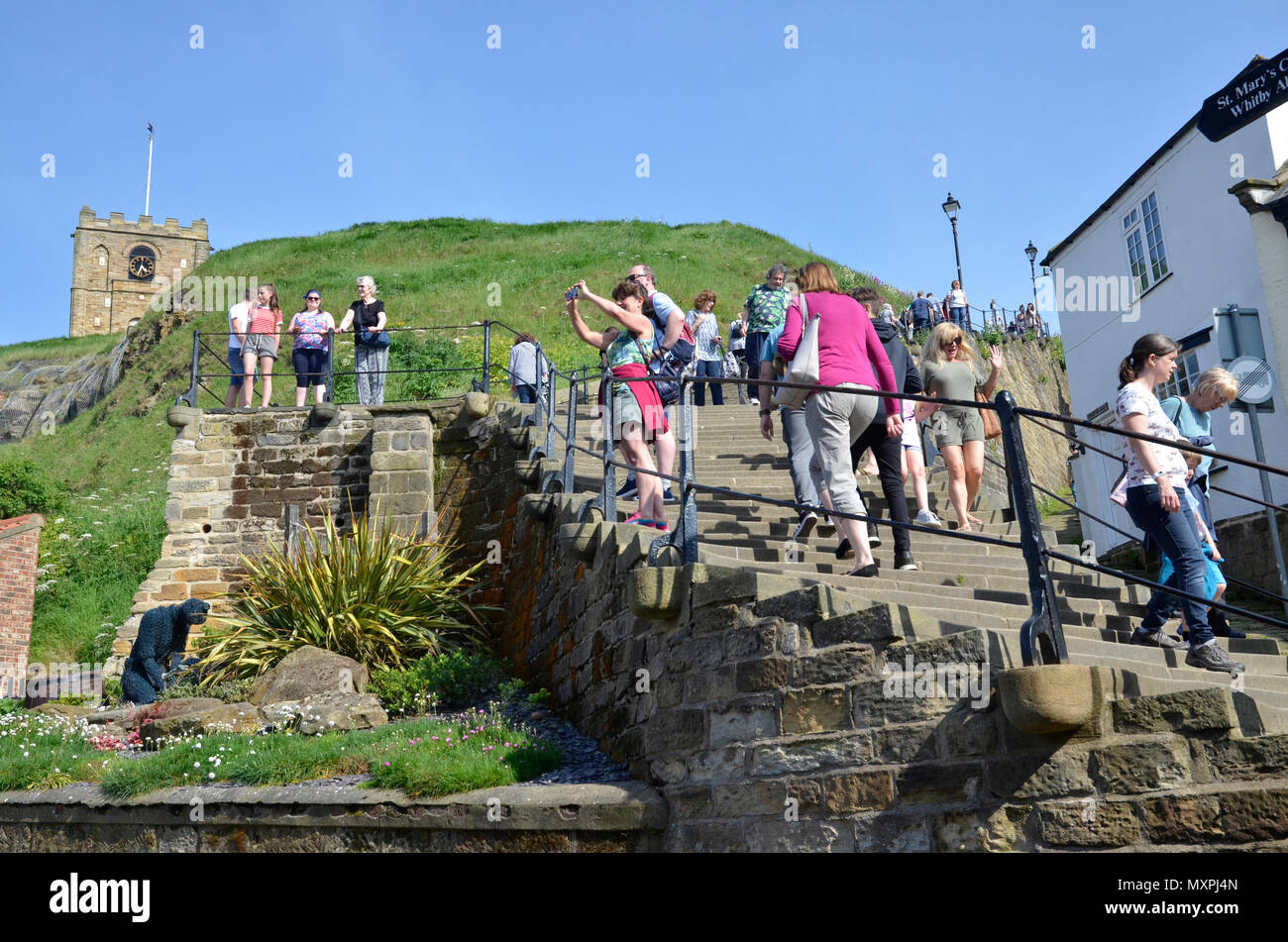 199 steps to whitby abbey hi-res stock photography and images - Alamy