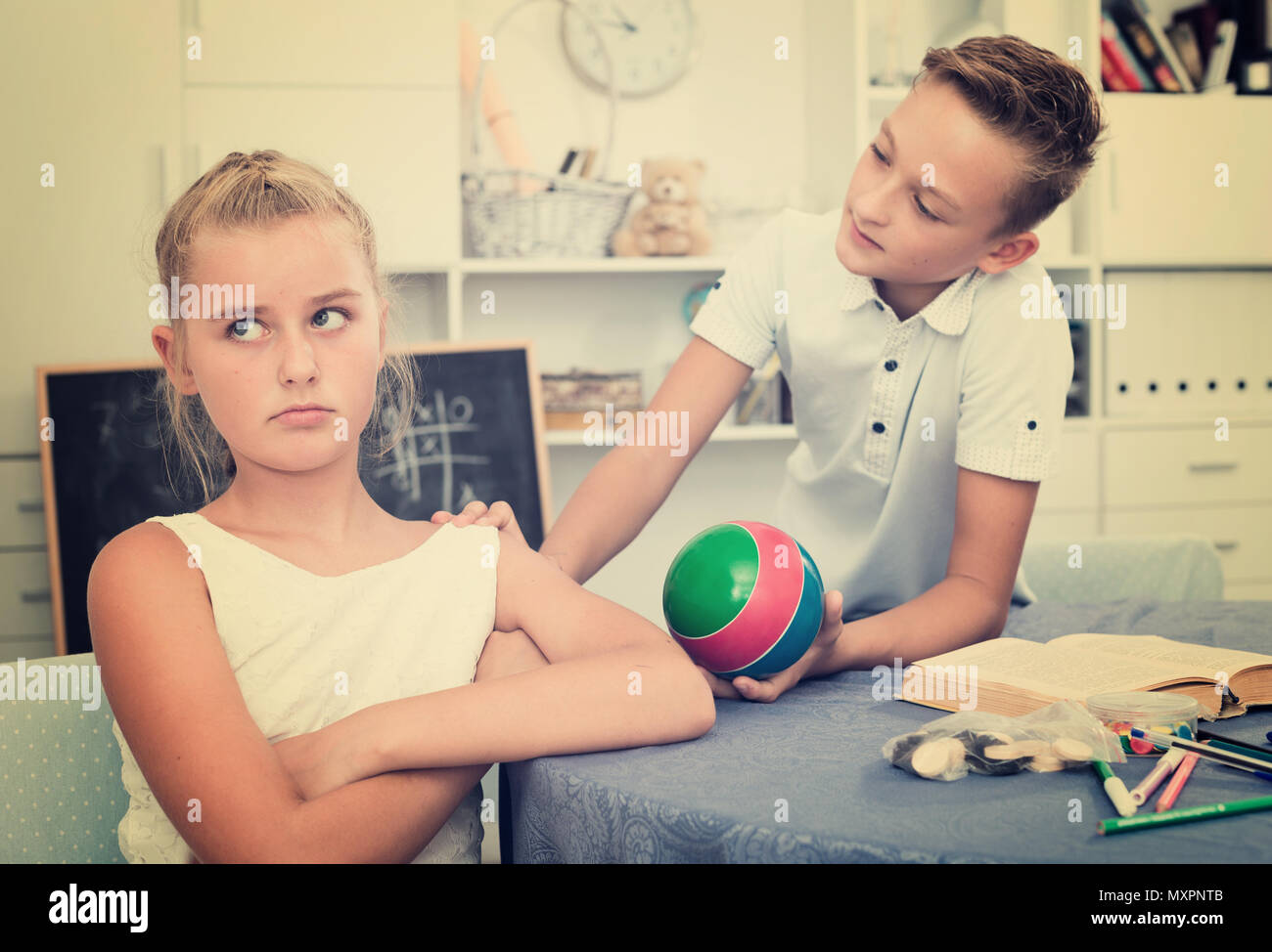 Boy is apologizing to a girlfriend for bad behavior and offering to ...