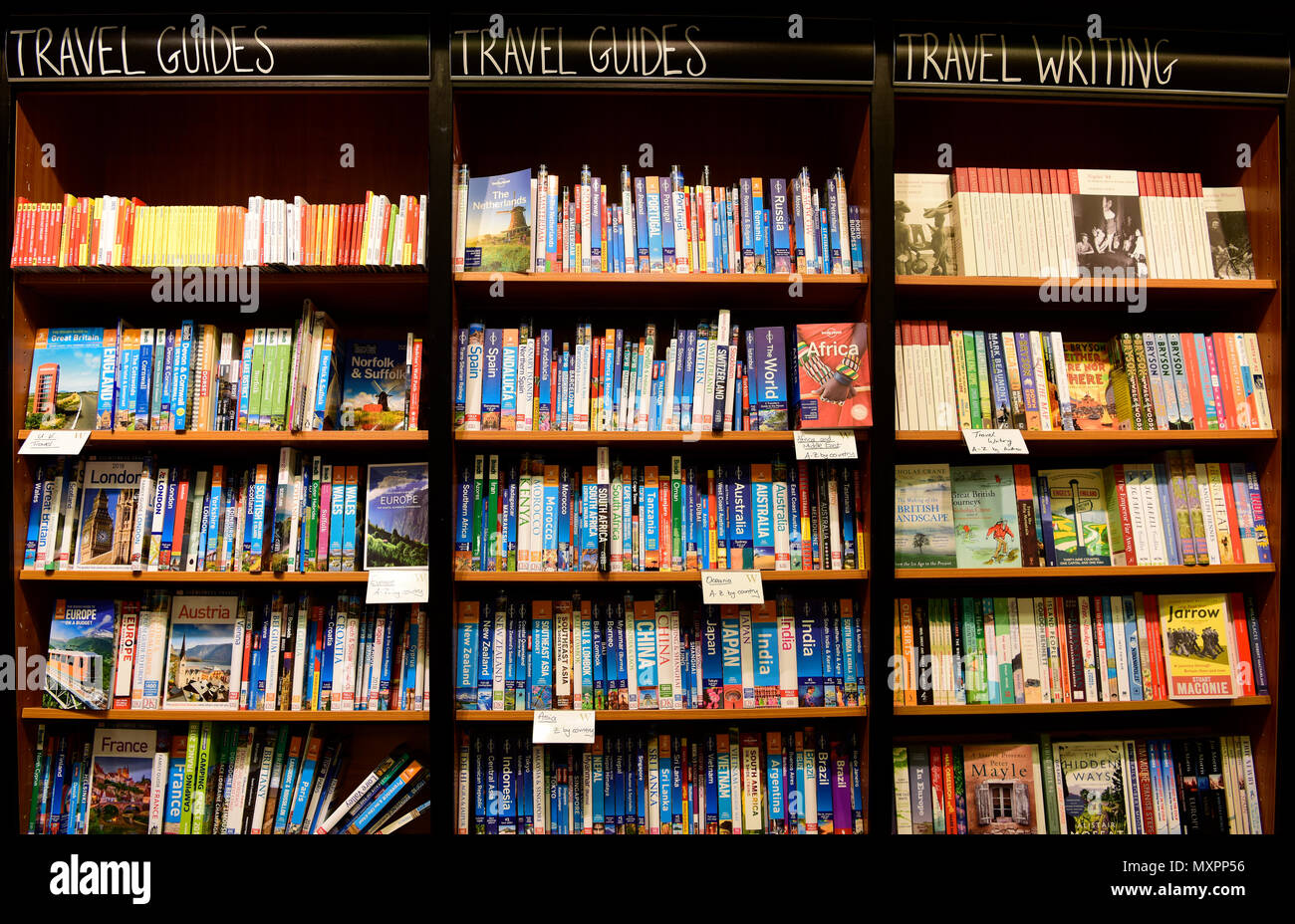 Book section hi-res stock photography and images - Alamy