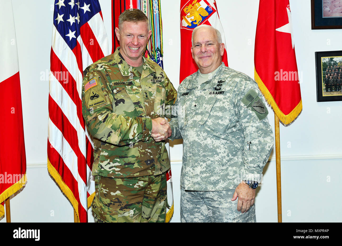 Land component commander kentucky army national guard hi-res stock ...