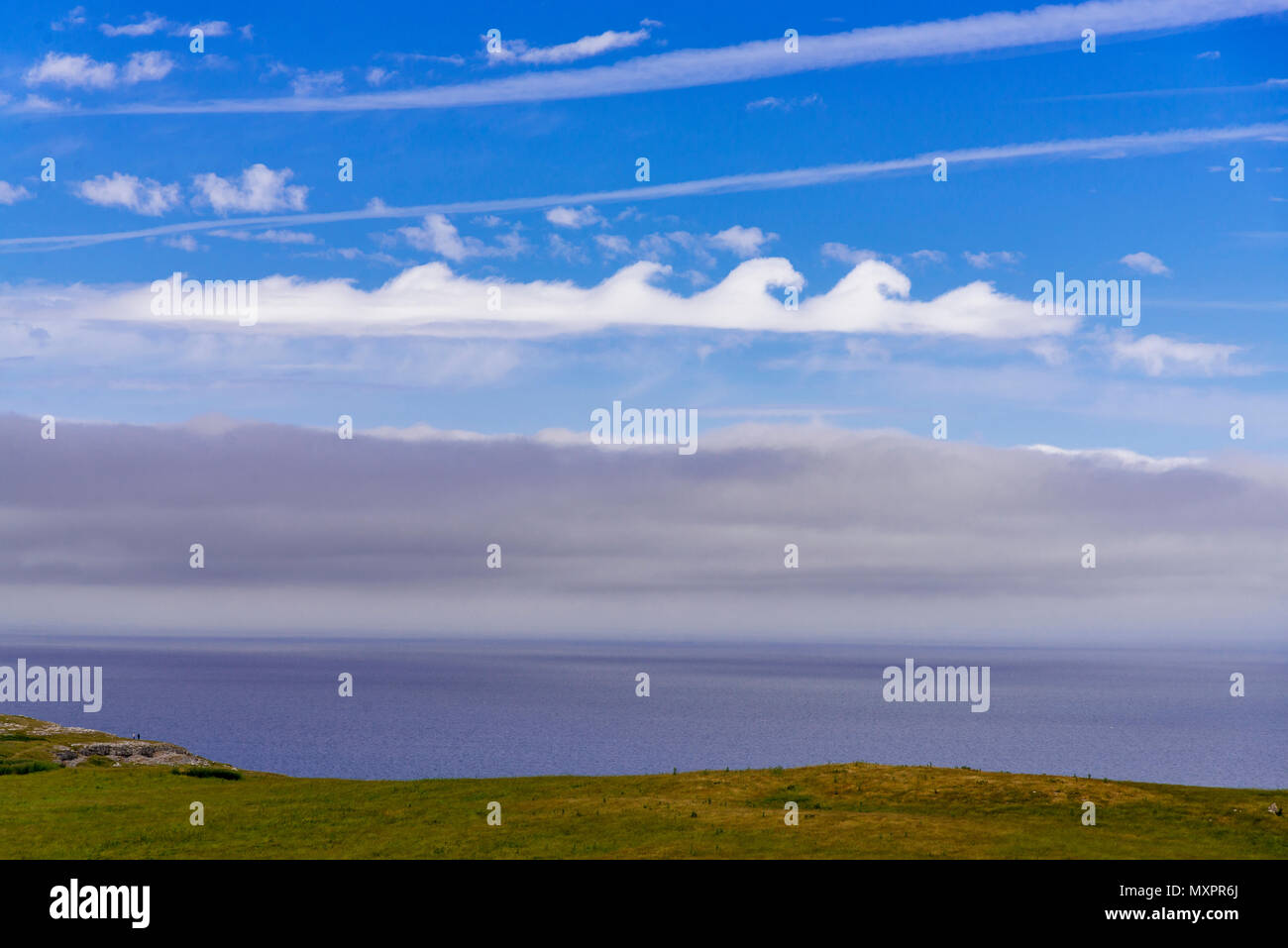 Kelvin helmholtz wave clouds hi-res stock photography and images - Alamy