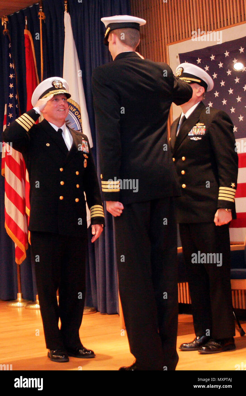 161201-N-XX082-007 VIRGINIA BEACH, Va. (Dec. 1, 2016) Capt. Mark Kester ...
