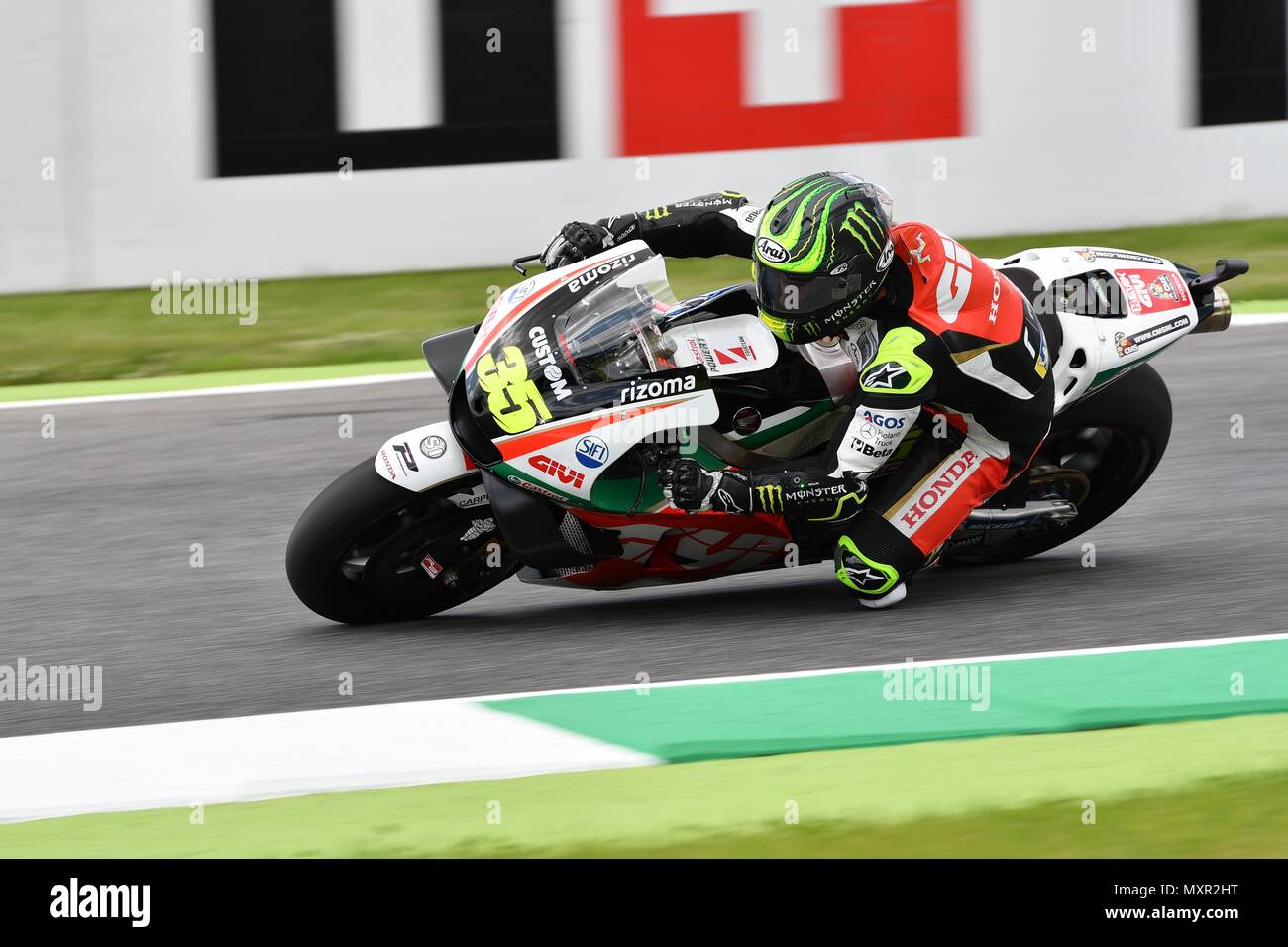 Castrol 2 hi-res stock photography and images - Alamy