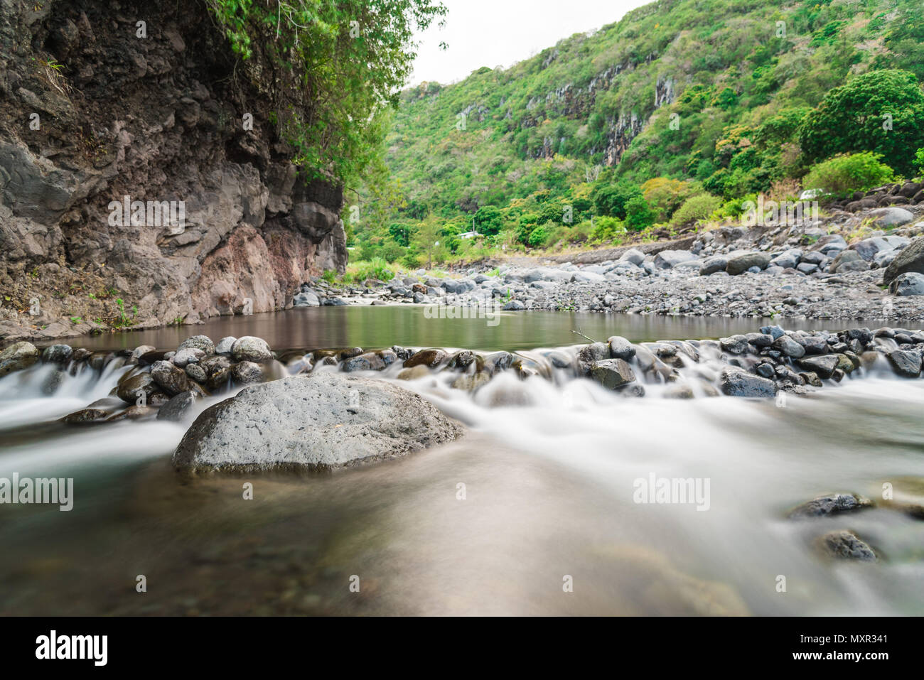 Long tom river hi-res stock photography and images - Alamy