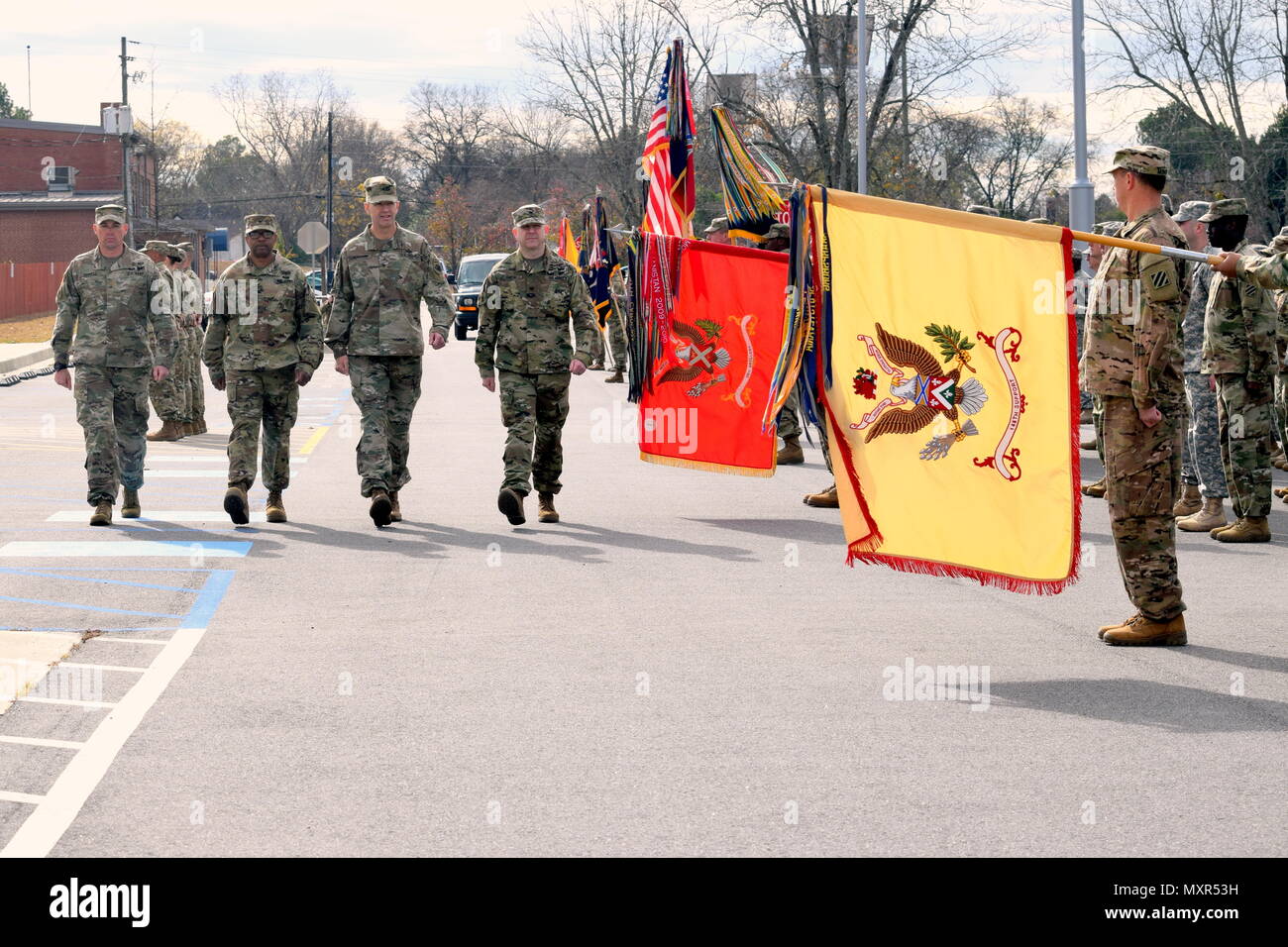 Senior leaders of the Georgia Army National Guard inspect the assembled ...