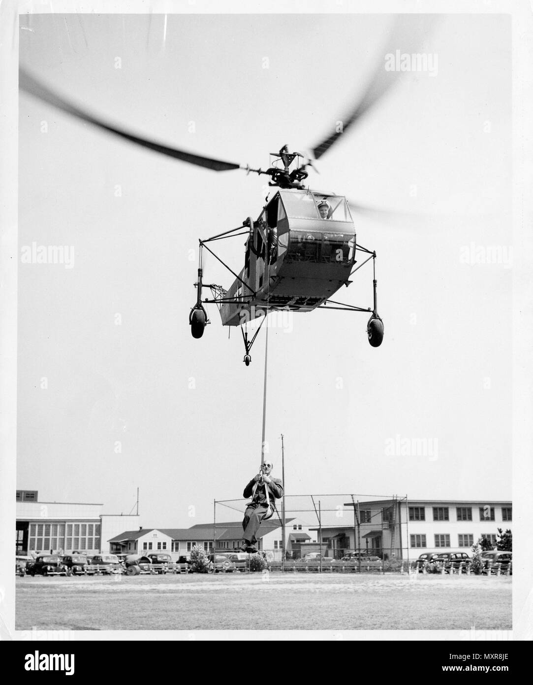 Igor sikorsky helicopter hi-res stock photography and images - Alamy