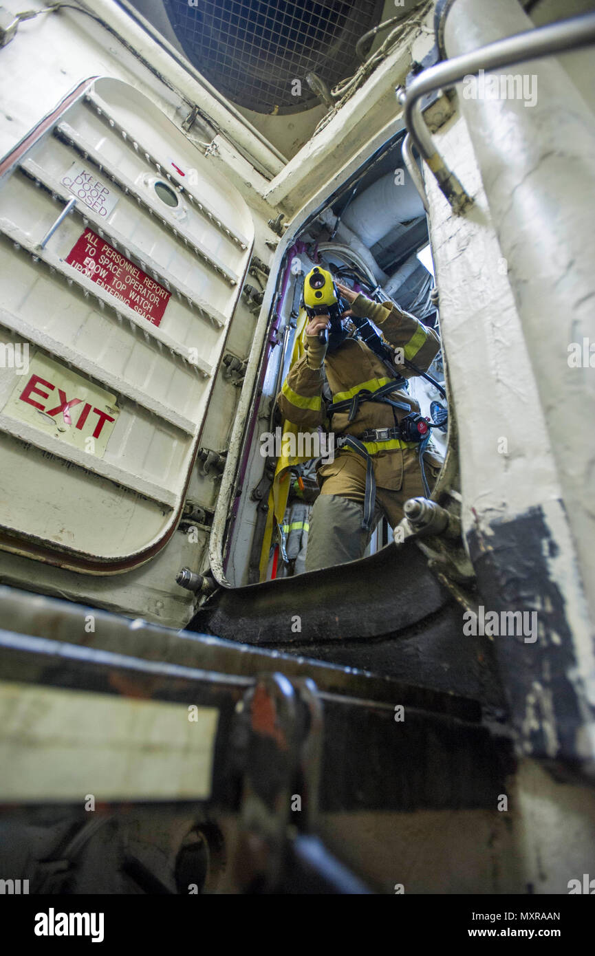 Part 121 carrier hi-res stock photography and images - Alamy