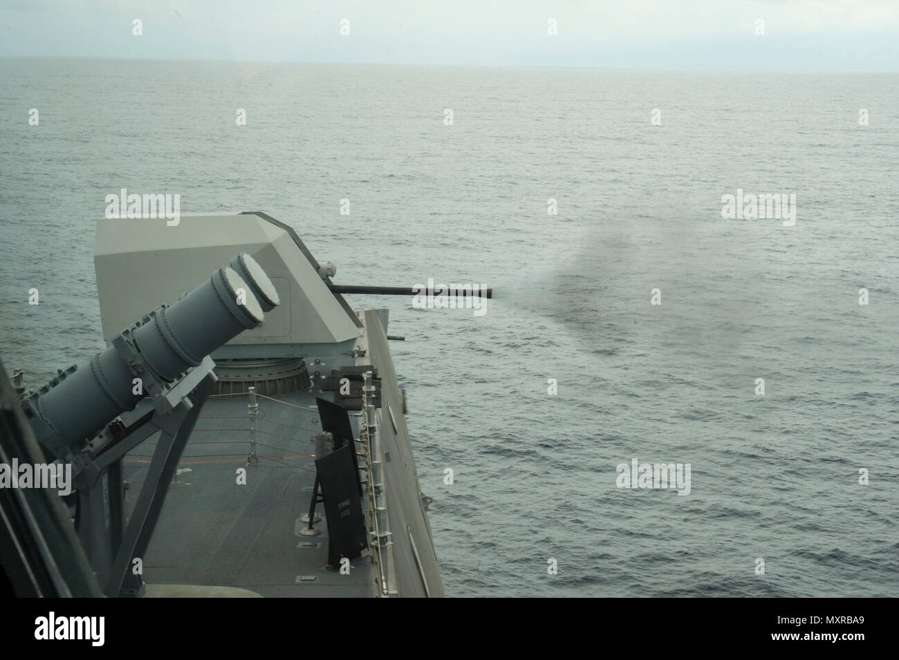 161204-N-MW990-031 SOUTH CHINA SEA (Dec. 4, 2016) USS Coronado (LCS 4 ...