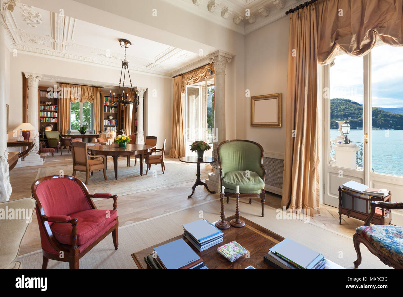 Period mansion hi-res stock photography and images - Alamy