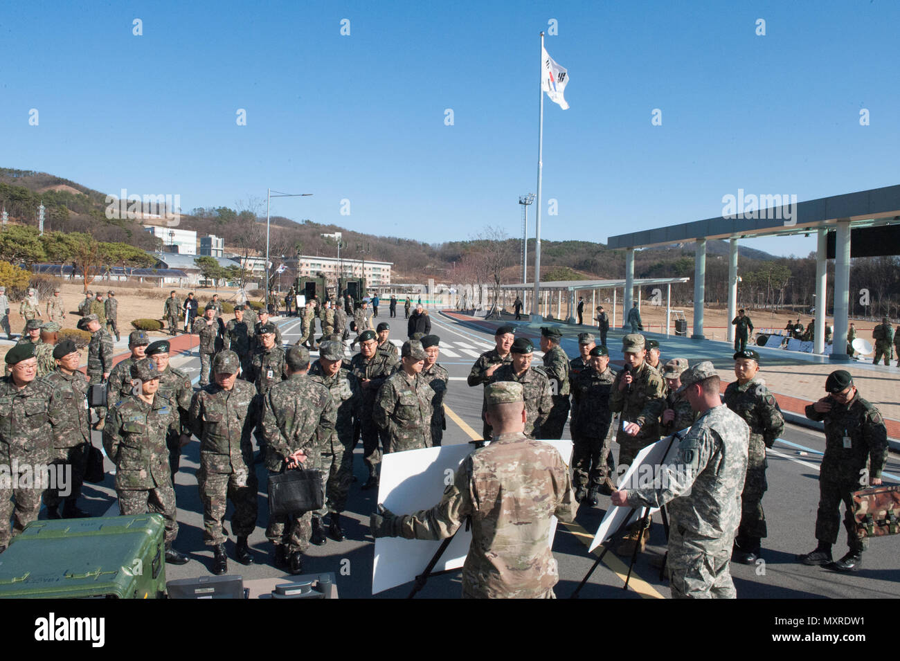304th expeditionary signal battalion hi-res stock photography and ...