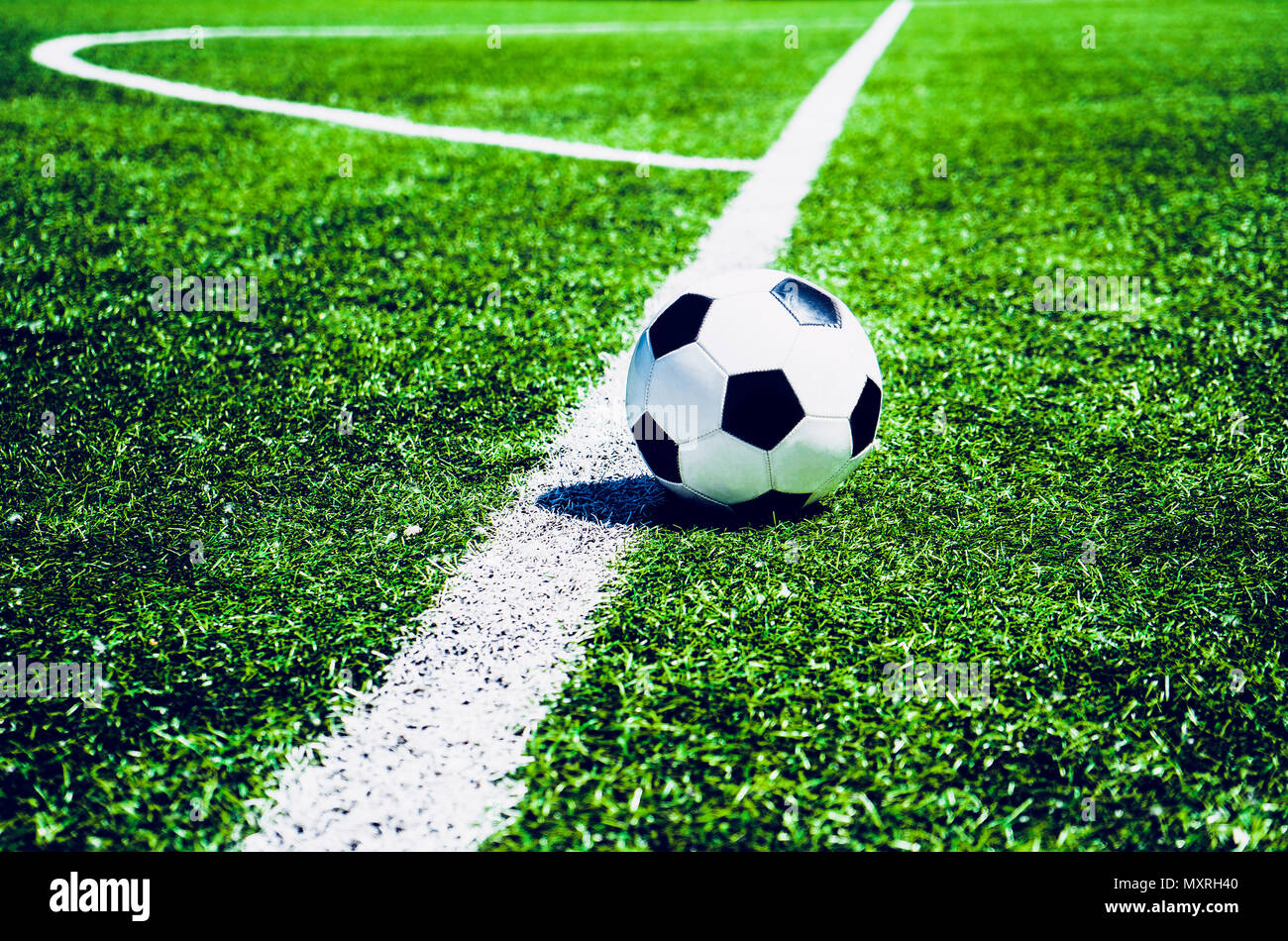 Football corner marking hi-res stock photography and images - Alamy