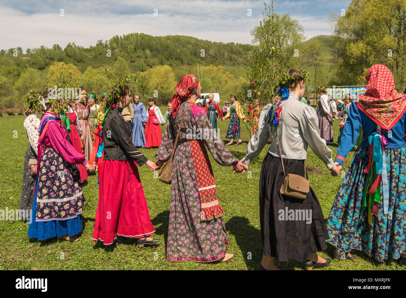Ancient Russian rite: traditional dances Stock Photo - Alamy